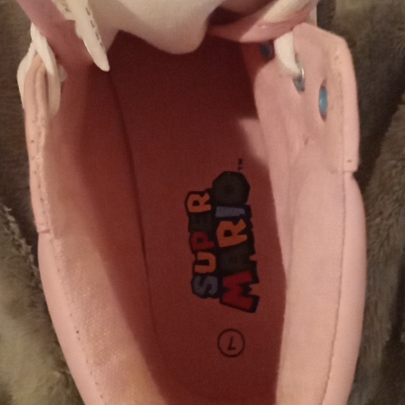 Nintendo | Shoes | Genuine Princess Peach Nintendo High Top Sneakers ...